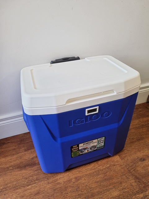 26 Litre cooler box, temperature display with wheels, Cooler Box ...