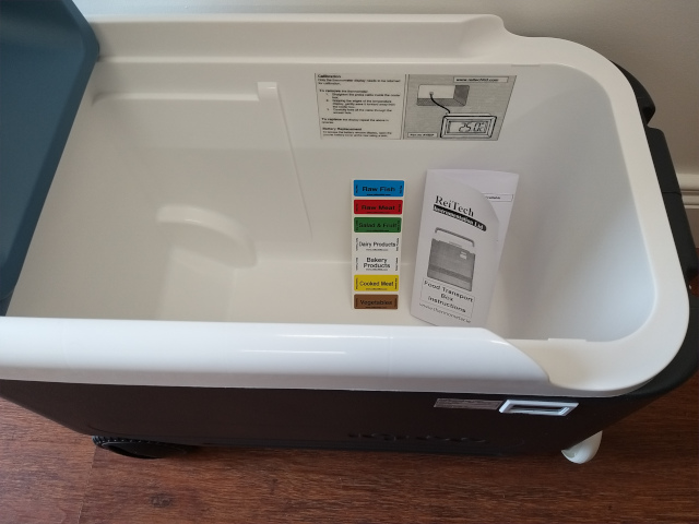 38 Litre cooler box with temperature display, Cooler Box, Reitech ...